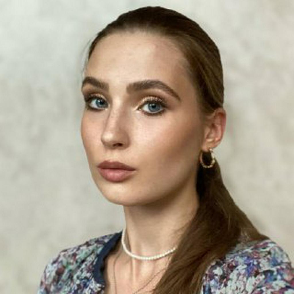 Услуги таролога онлайн — закажите гадание на картах таро на lunaro.ru